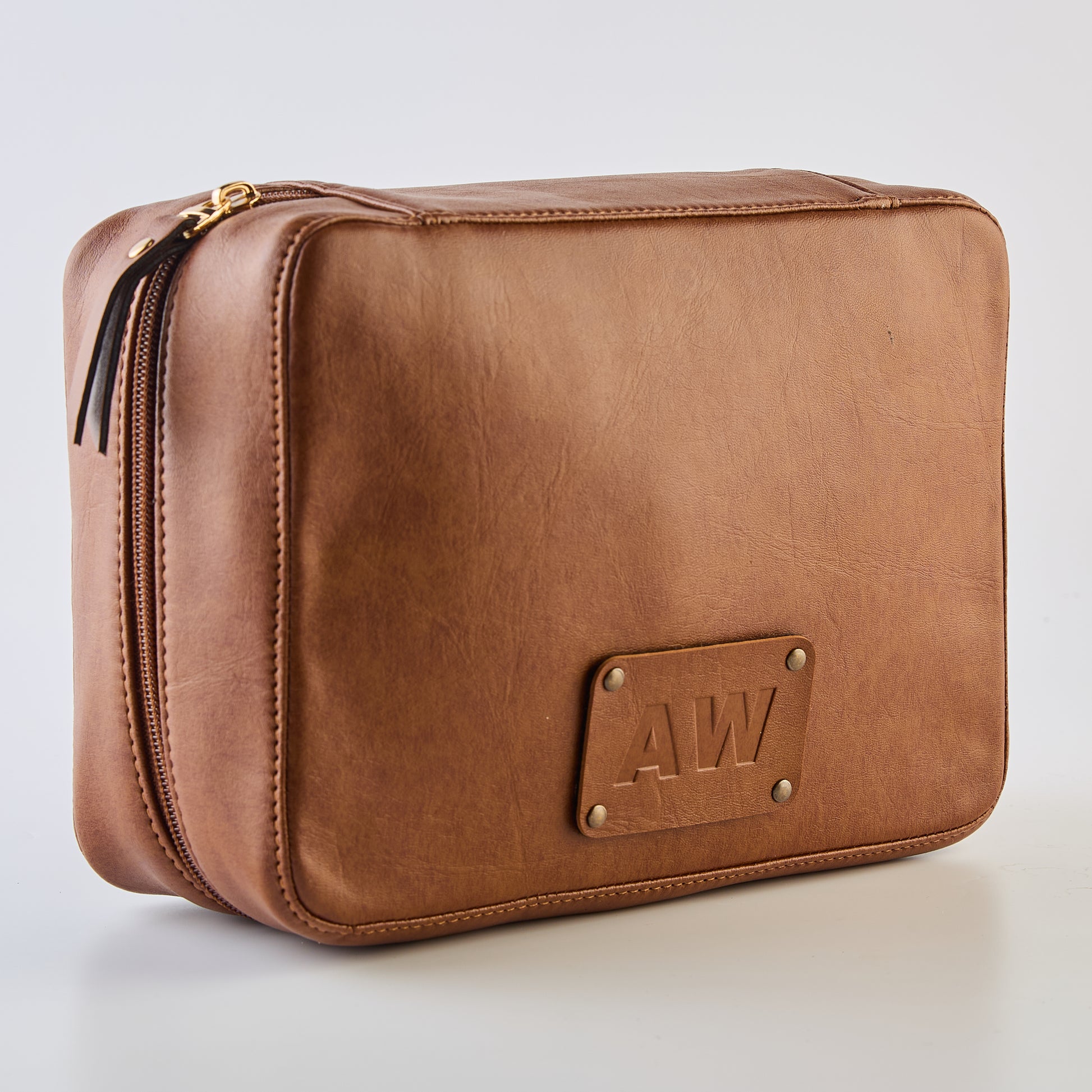 Get Your Personalized Tech Organizer - Tan